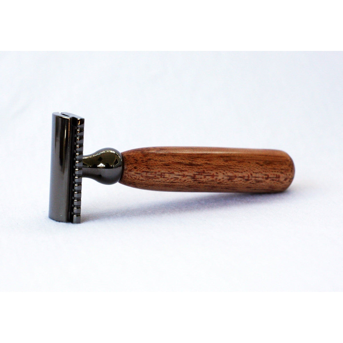 Mahogany Wood Double Edge Razor — Pasteur Pharmacy